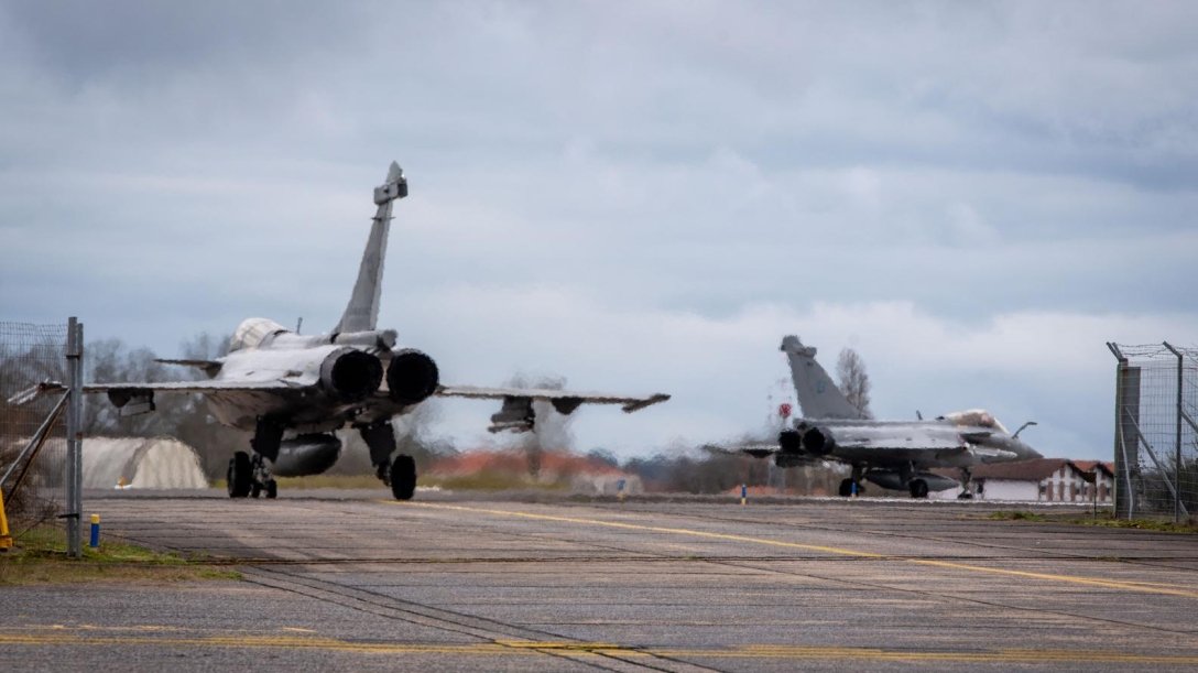 Во Франции прошел первый полет истребителя Rafale версии F4 1