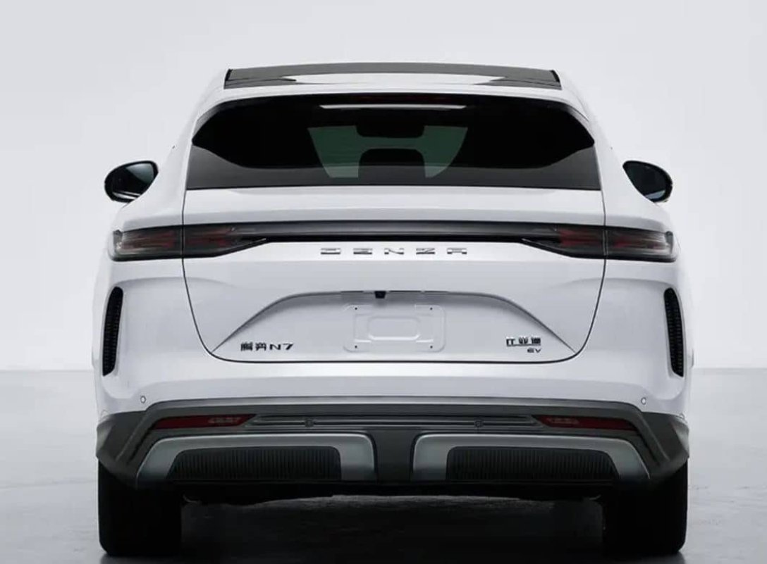 Електрокросовер Denza N7 отримав нову бюджетну версію із запасом ходу 540 км