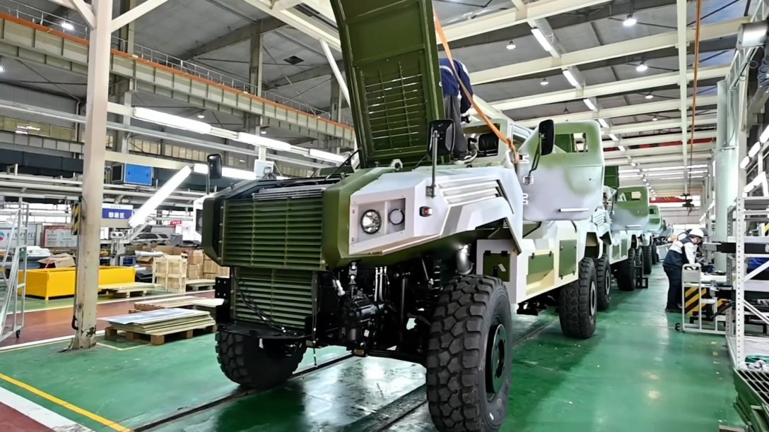 Військовий автопром КНР — у Китаї запустили в серію броньовик CS/VP14 ...