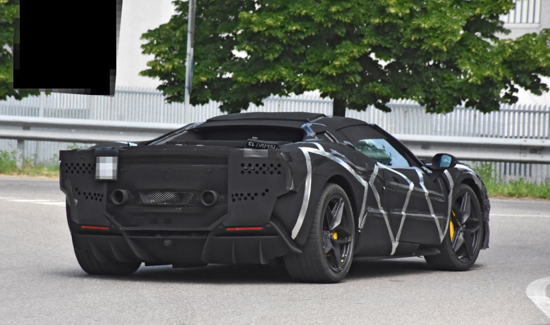 V6 и плагин-гибрид. Ferrari раскрыла дату премьеры нового суперкара (видео)