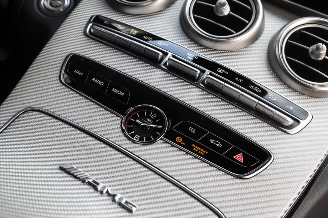 Mercedes-AMG и часовой бренд IWC начали выпуск эксклюзивных часов из ...