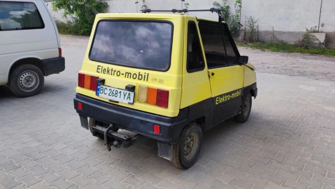 Венгерский электромобиль Puli 2e 1992 года засветился во Львове