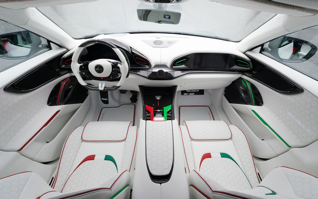 Новий Ferrari Purosangue Mansory презентували — подробиці кросовера