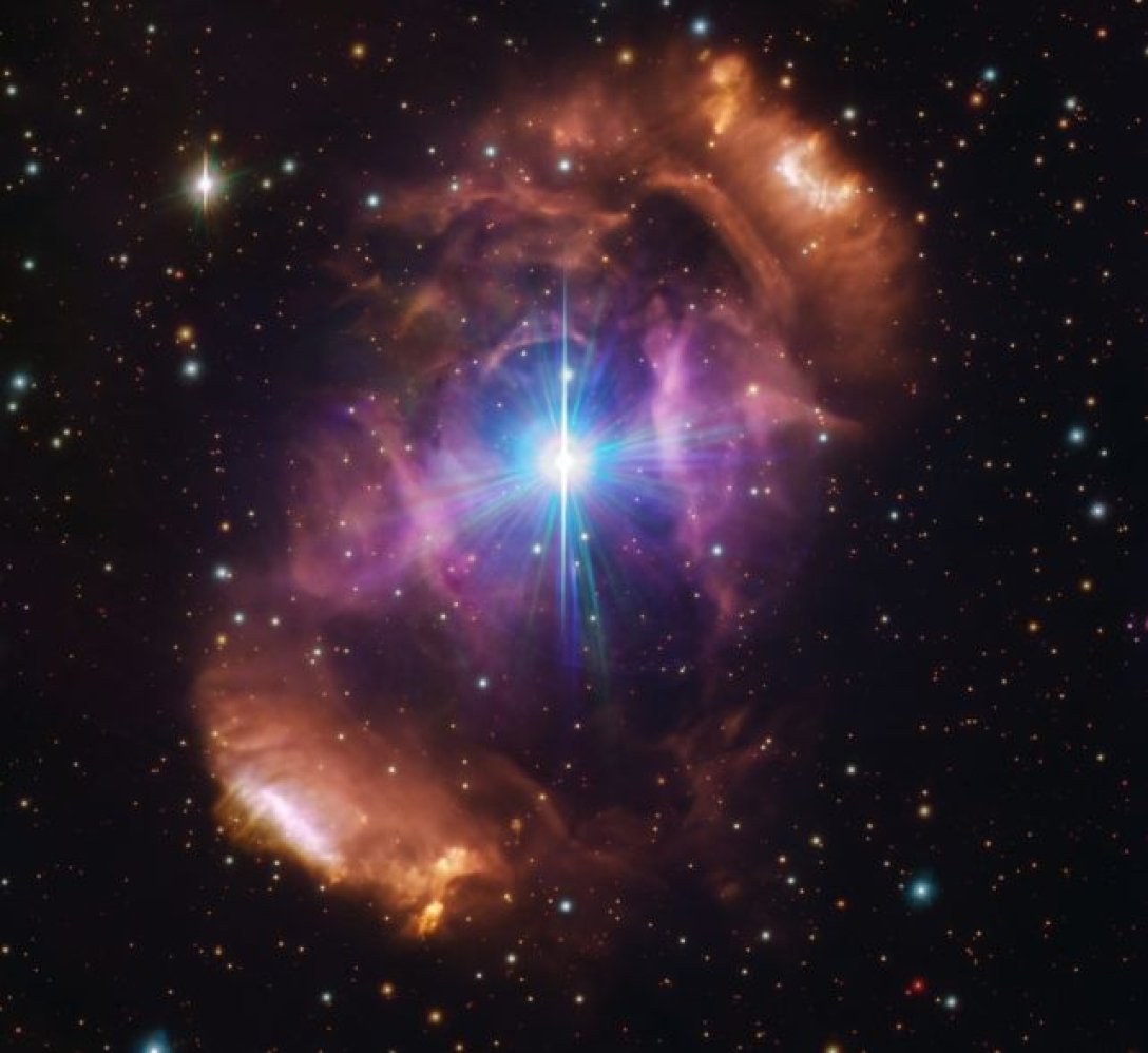 Туманность NGC 6164 - астрономы раскрыли ее главный секрет - фото