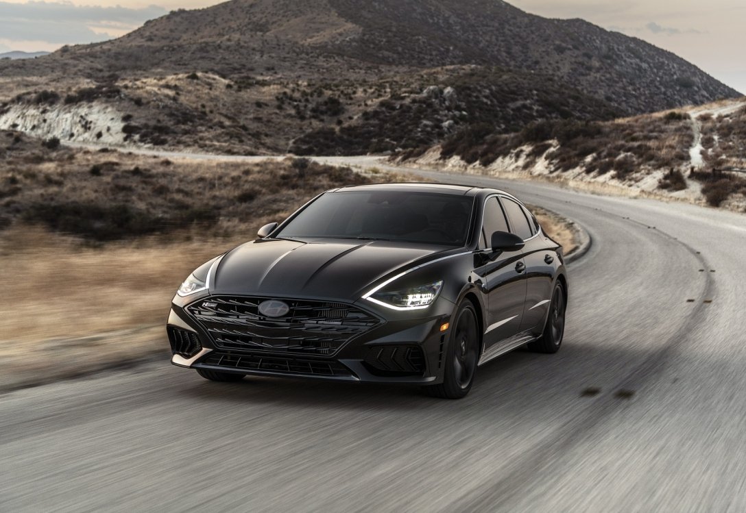 Honda Accord, Hyundai Sonata, Subaru Legacy и Toyota Camry сравнили ...