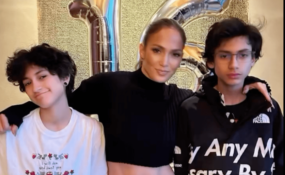 Бен Аффлек привітав сина Семюеля з днем народження - фото