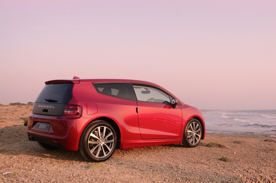 На Кіпрі показали перше авто власної розробки (фото)