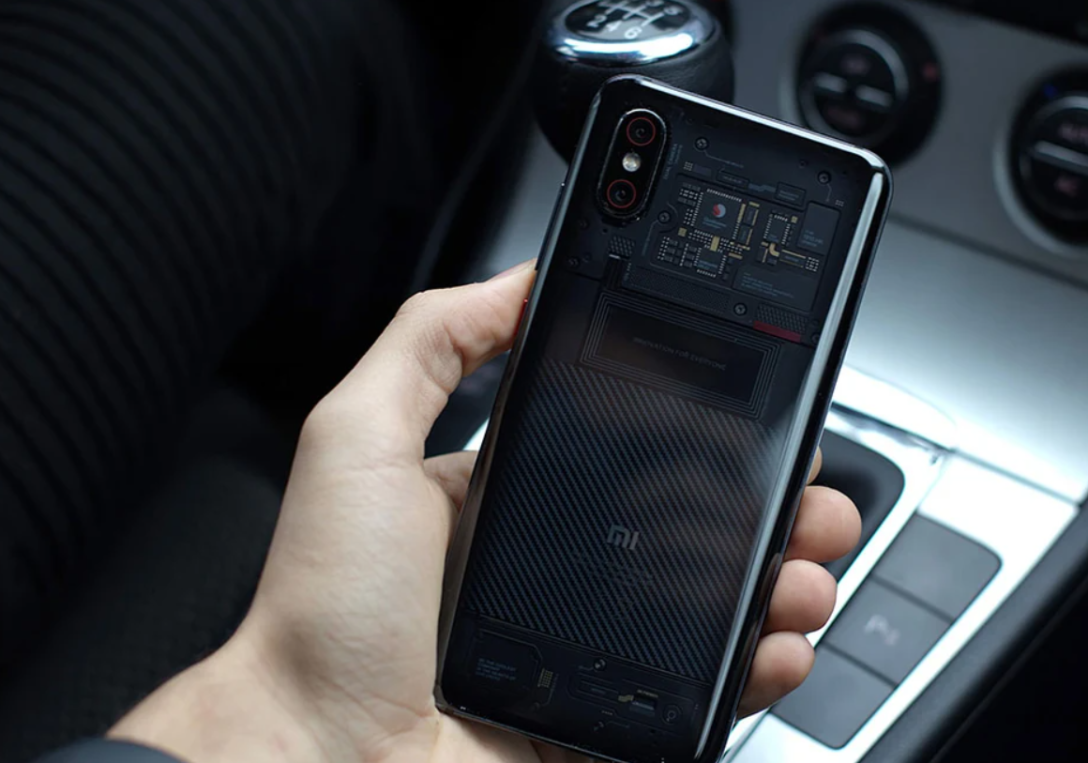 Чем удивит полностью прозрачный смартфон Xiaomi и когда он появится (фото)