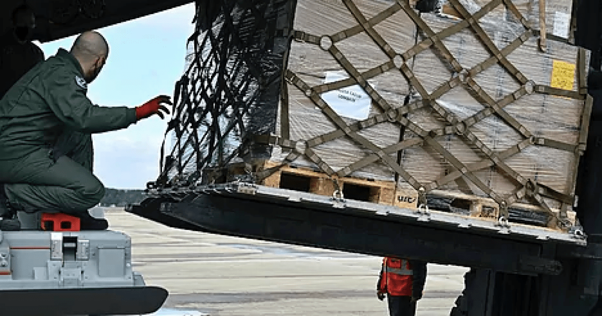 Бомбы в конвертах получили Минобороны Испании и Спутниковый центр ...