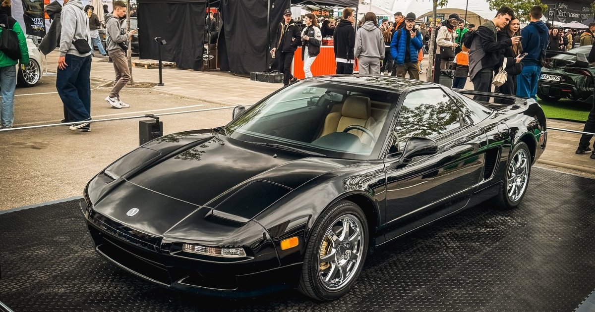 Суперкар Acura NSX засвітився в Києві — фото японського Ferrari