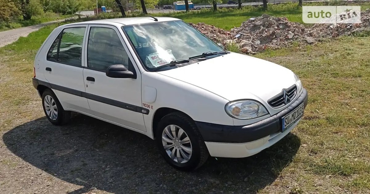 Електромобіль Citroen Saxo 2000 року з'явився в Україні (фото)