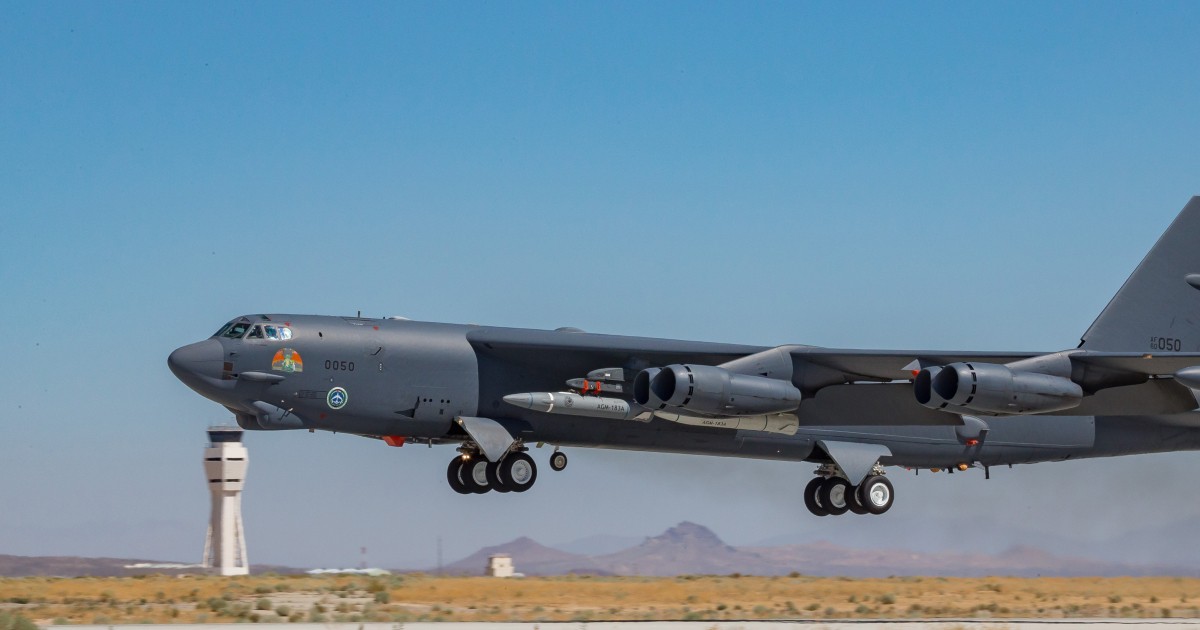 Испытания гиперзвуковой ракеты AGM-183A завершились провалом, – ВВС США