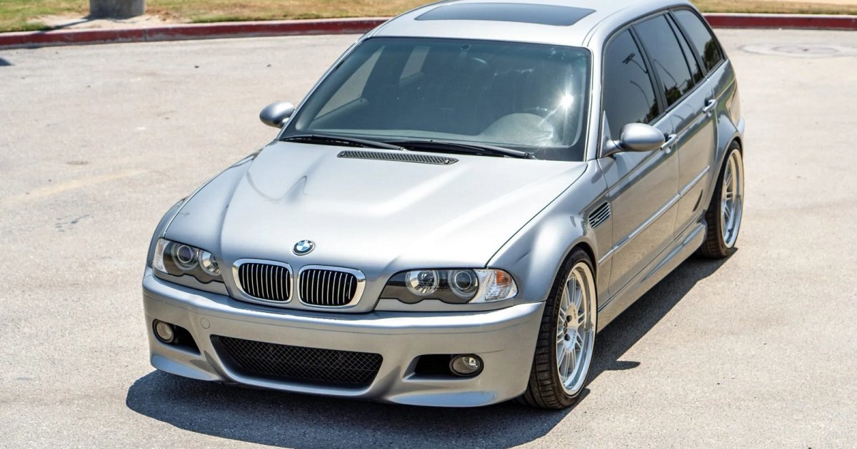 На продажу выставили уникальный универсал BMW M3 E46 (фото)
