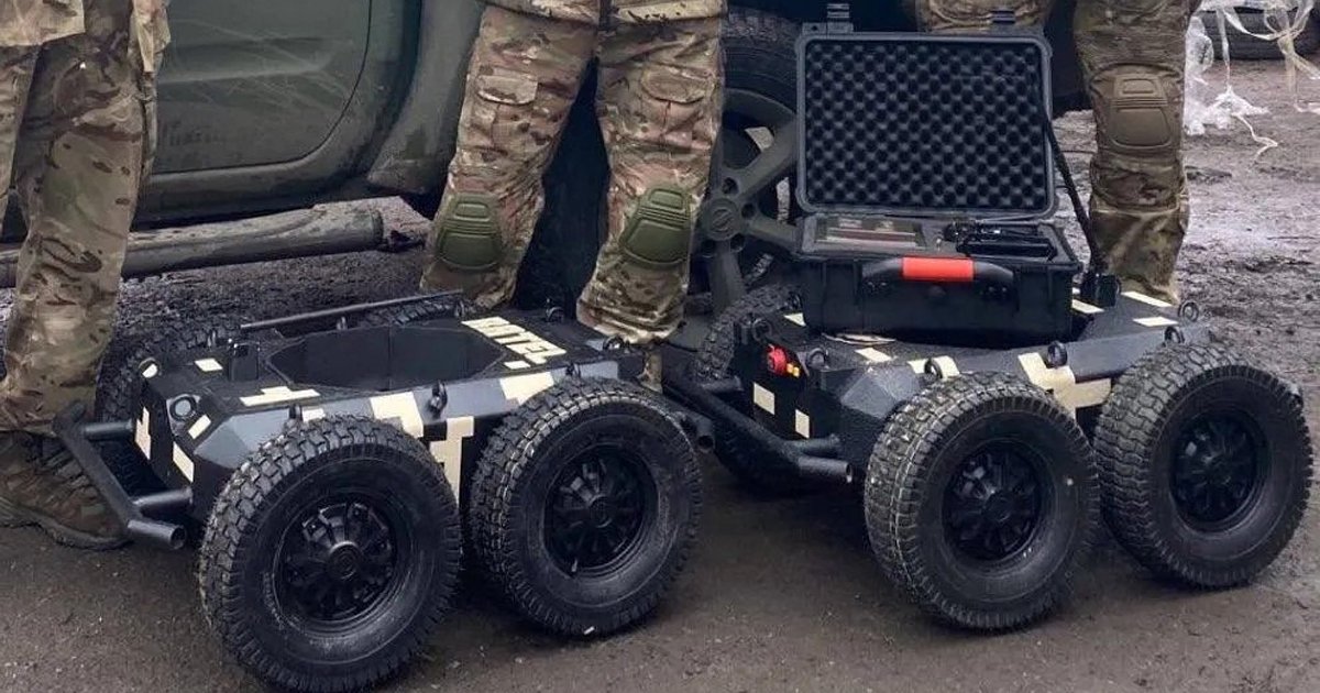 Наземний дрон Ratel S підірвав міст — як це завадить росіянам — відео