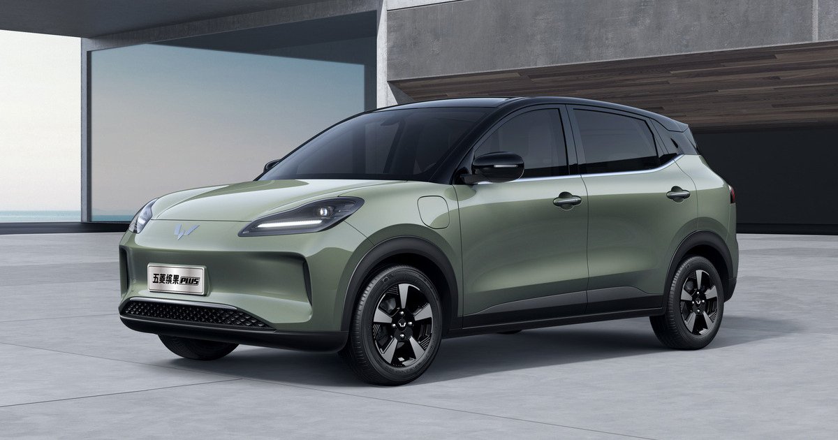 Електрокросовер Wuling за 14 000 доларів показали на фото