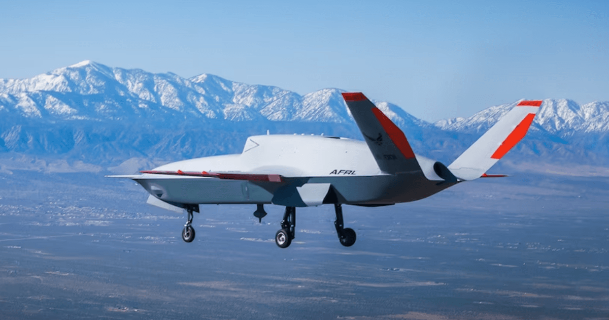 Беспилотный самолет XQ-67A ВВС США впервые подняли в воздух — видео