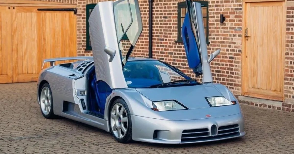 На продаж виставили єдиний у своєму роді суперкар Bugatti 90-х