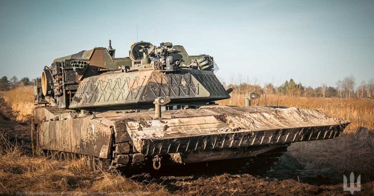 M1150 Assault Breacher Vehicle – в ЗСУ показали штурмовий танк ...