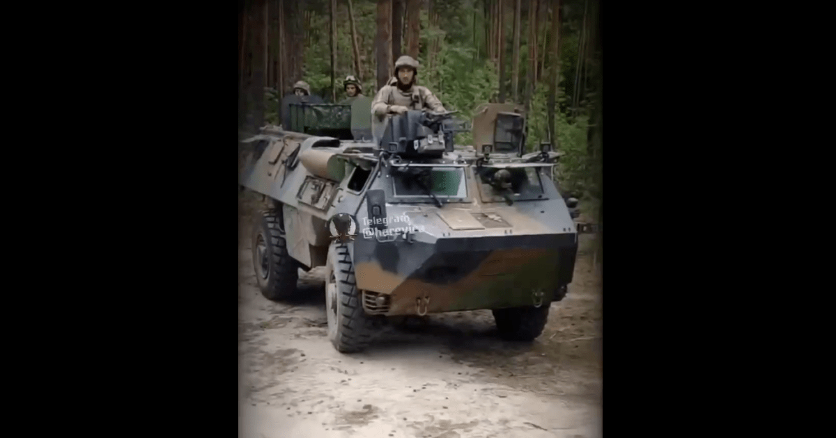 Французькі БТРи VAB засвітилися в Україні (відео)