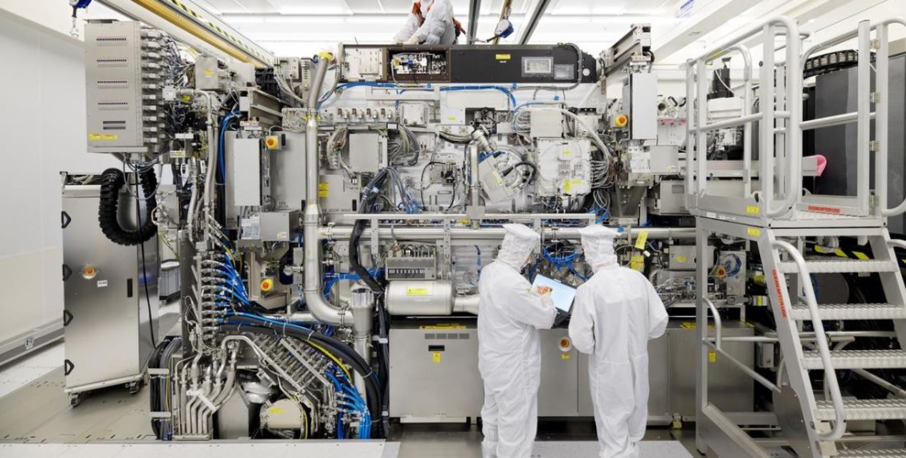 ASML створила обладнання для 1,4 нм чипів — першою скористається Intel