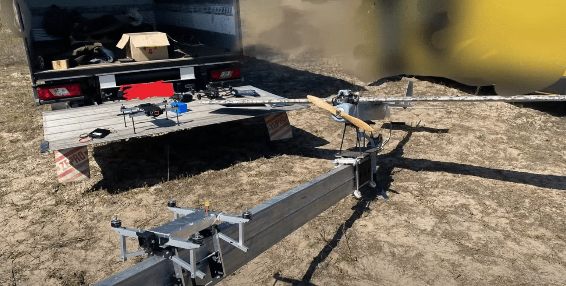 Дрон-матка GOGOL-M выполнил первую автономную миссию против целей ВС РФ ...