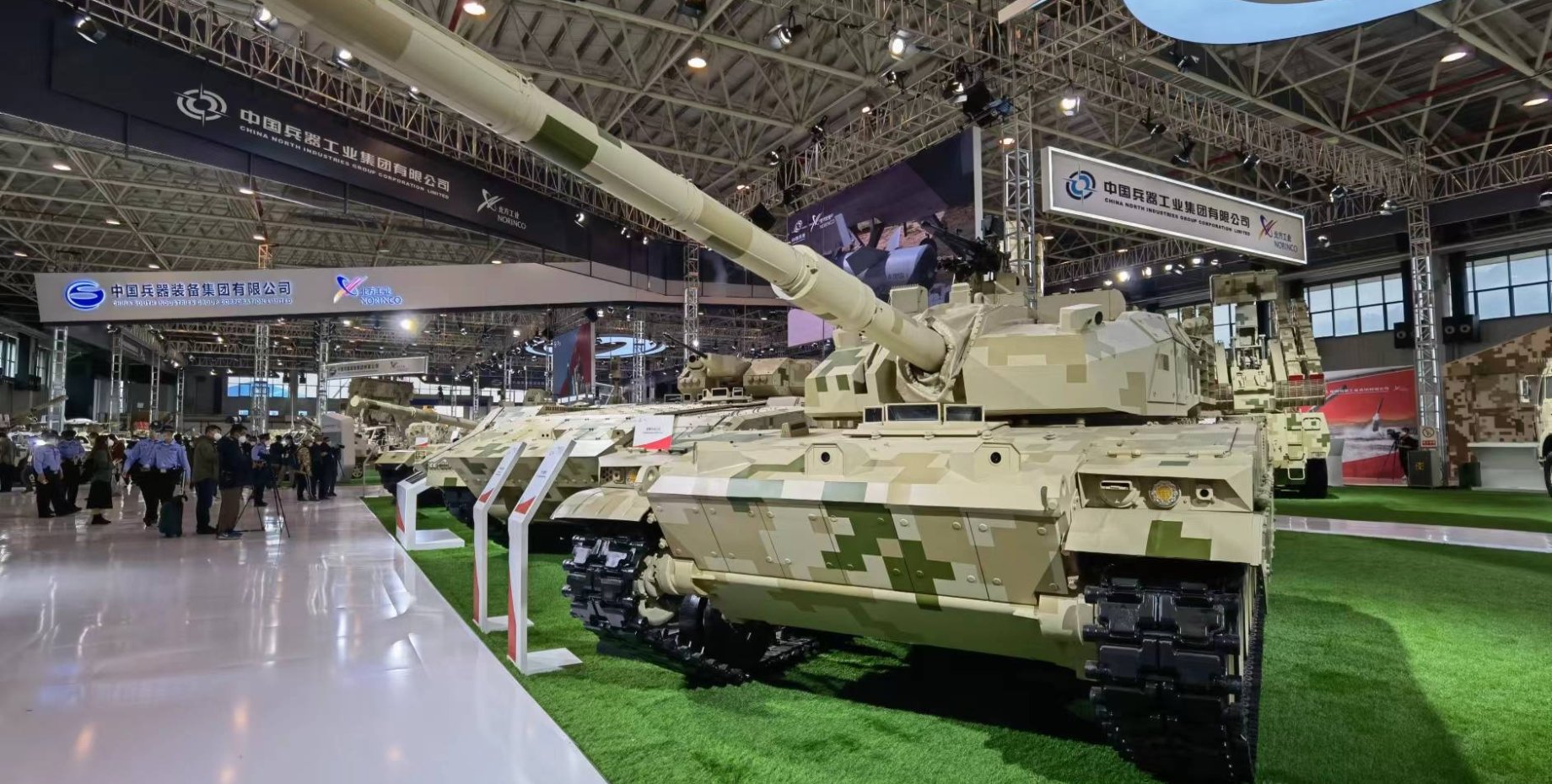 Больше защиты и боевой мощи: Китай обновил свой боевой танк VT4 (фото)